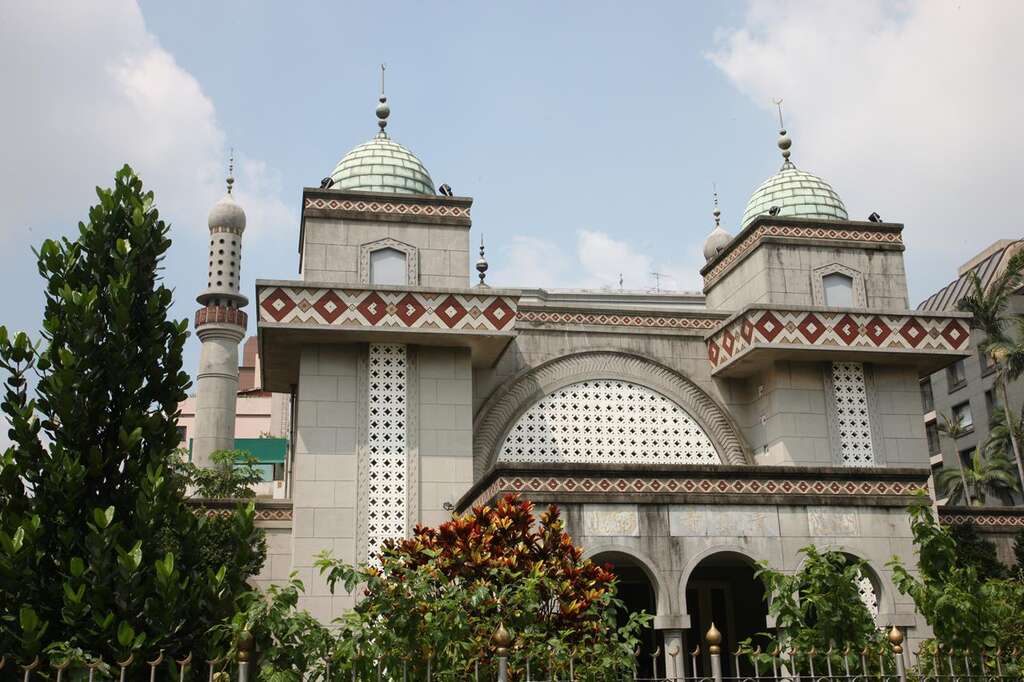 Megah nan Halal Wisata ke Taiwan (Paket Wisata 2019 2020)