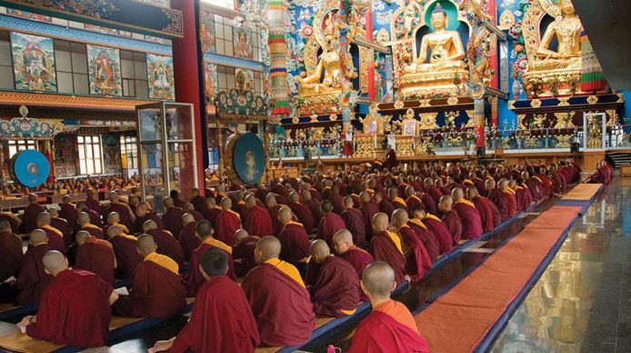 Bylakuppe Temple In Mysore, Karnataka | Golden Temple In Bylakuppe ...