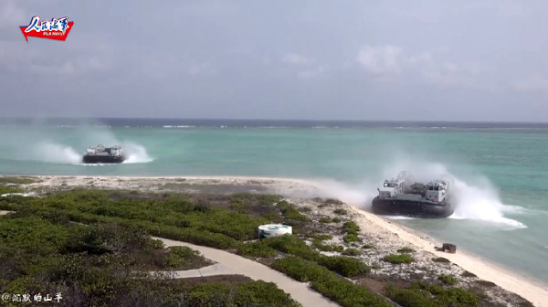 SNAFU!: PLAGF Type 96, unloading from a PLAN LCAC that is piloted by ...