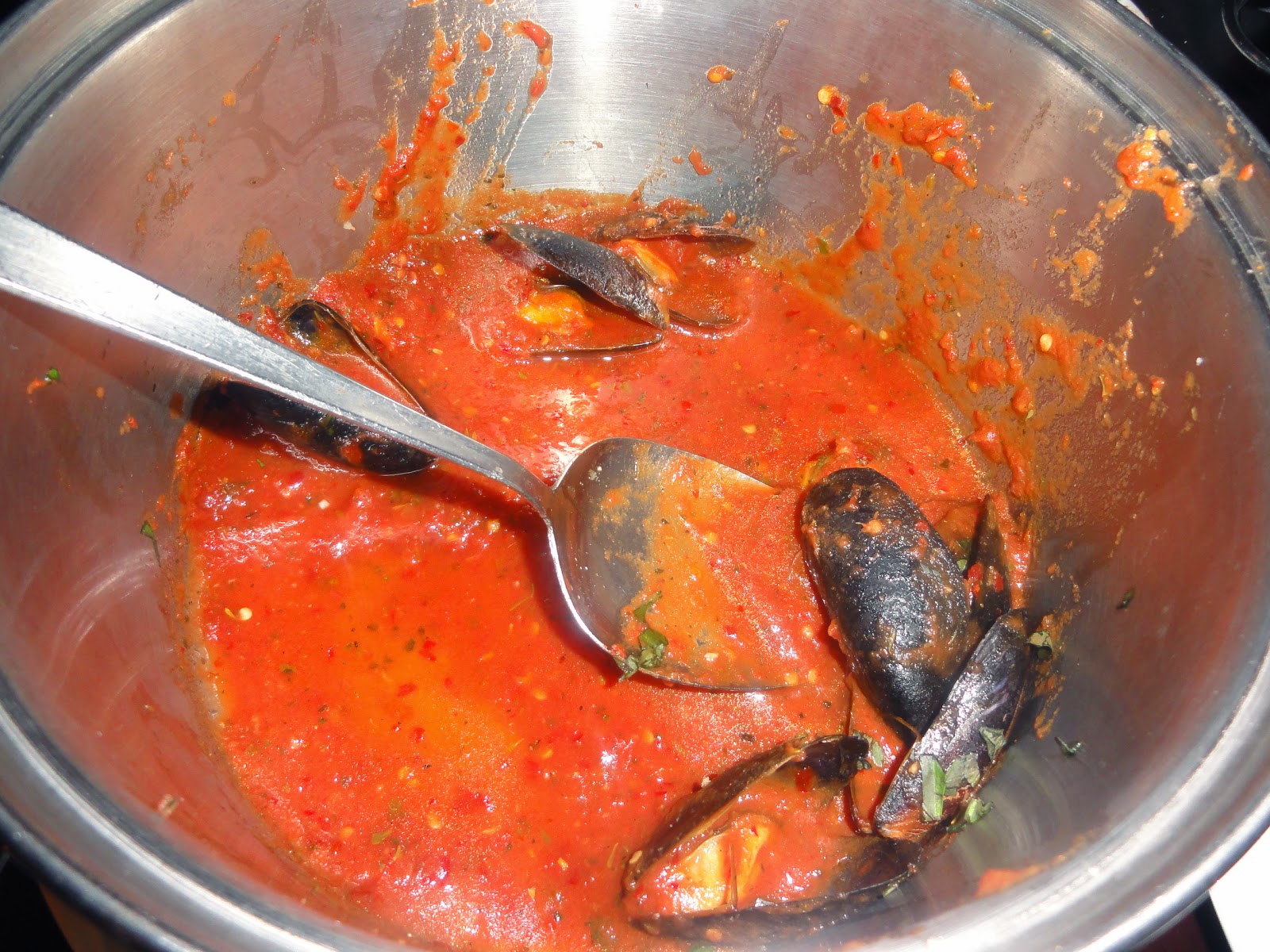 YourVicariousExperience: The Mussel Pot