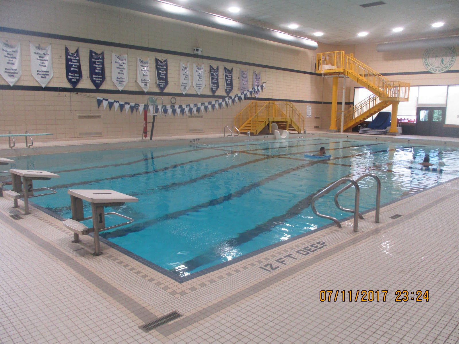 Play St. Louis: Florissant Valley Park, Florissant