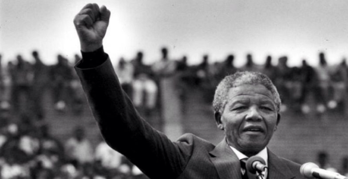 Nelson Mandela Biography - Famous person