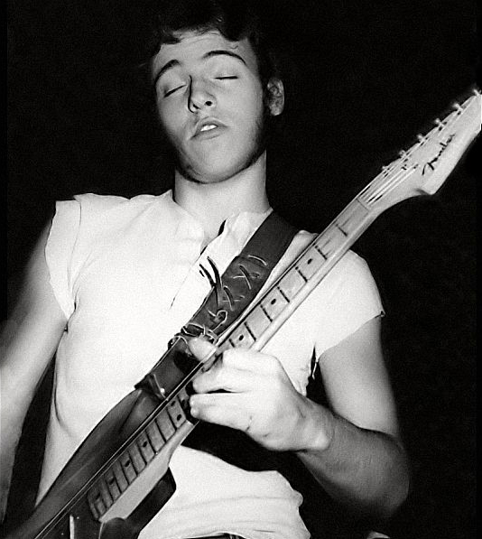 Bruce Springsteen ~ efemeridesdelamusica-San-Francisco-Chronicle