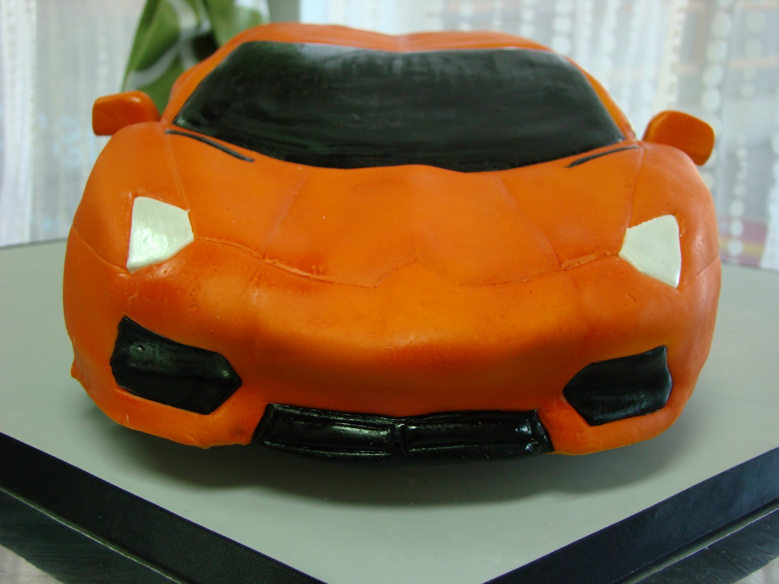 Sweet Cakes by Rebecca: 2011 lamborghini aventador {sculpted cake}