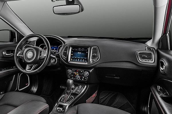 Jeep Compass Longitude 2.4 AT6 FWD (2018) Precio Argentina, Motor ...