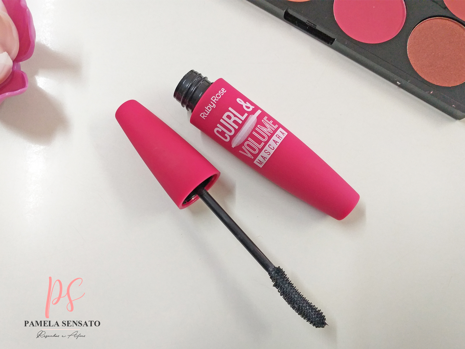 Ruby Rose Máscara para Cílios Curl & Volume - Pâmela Sensato | Resenhas ...