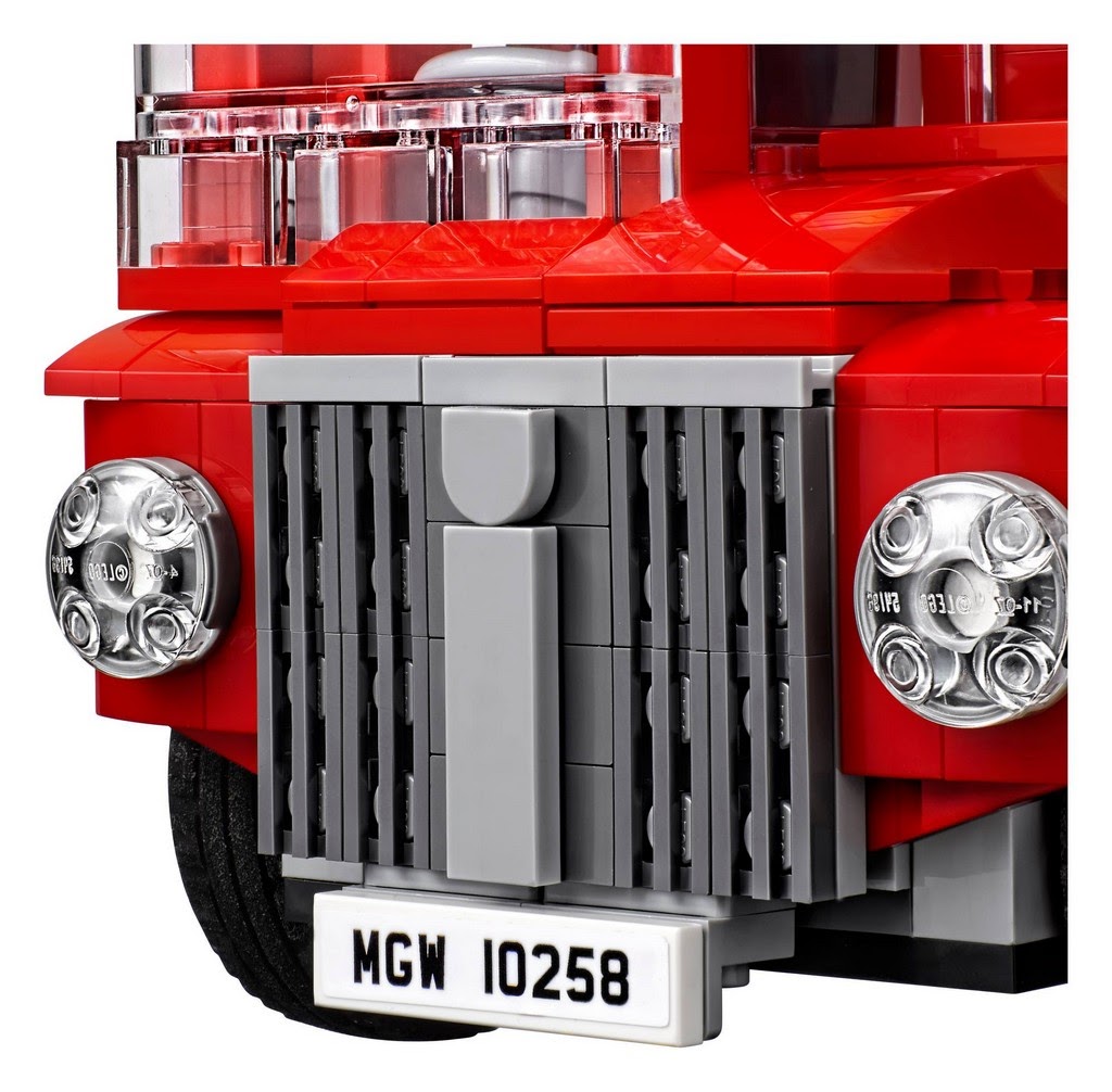 10258倫敦雙層巴士細節搶先看：模組化、擺上樂高人偶玩玩看 - 魯蛇實驗室