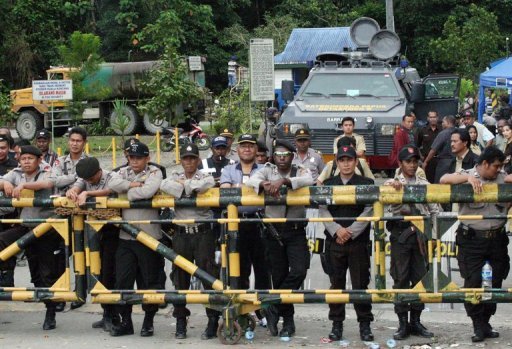 Pak Polisi Bertugas di Papua ~ Load Cepat