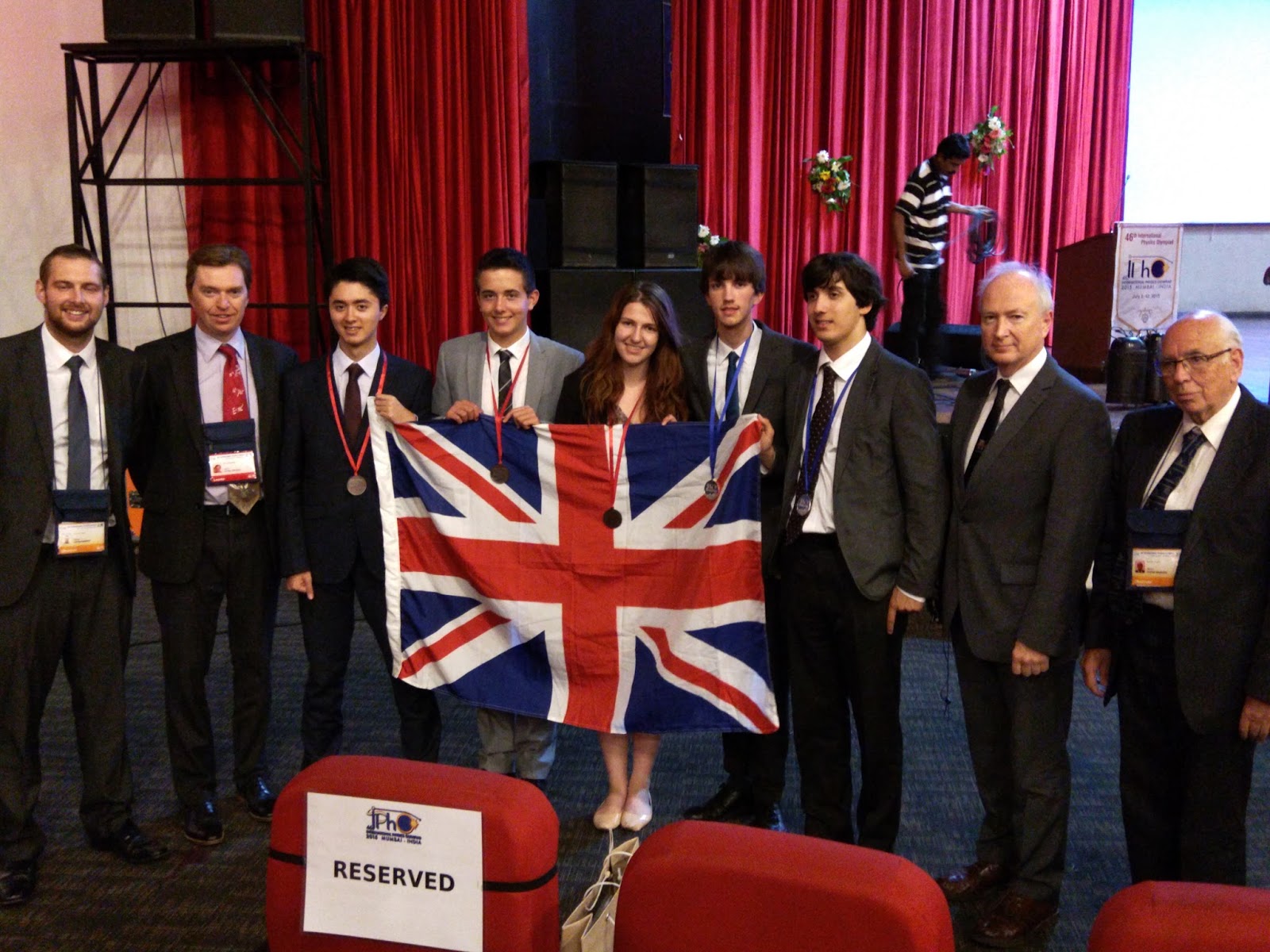 IPhO 2015 - India (Mumbai): Day 8 (and beyond) - Sunday 12th July (Closing Ceremony and Final ...