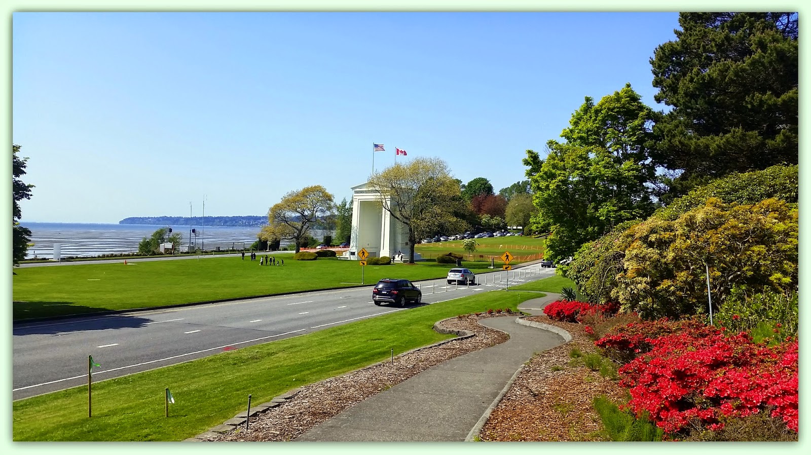 A nice visit to International Peace Arch Park in US-Canada Border