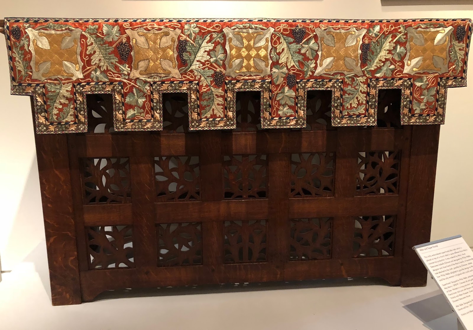 Masters by Research, Art & Design: Valuing Women: May Morris at William ...