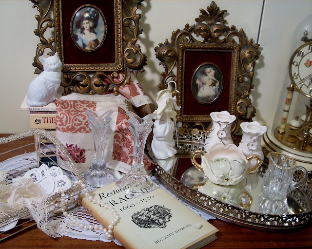 Candy Apple Crafts and Sweet Old Things: Trend Watch: Old French Chic