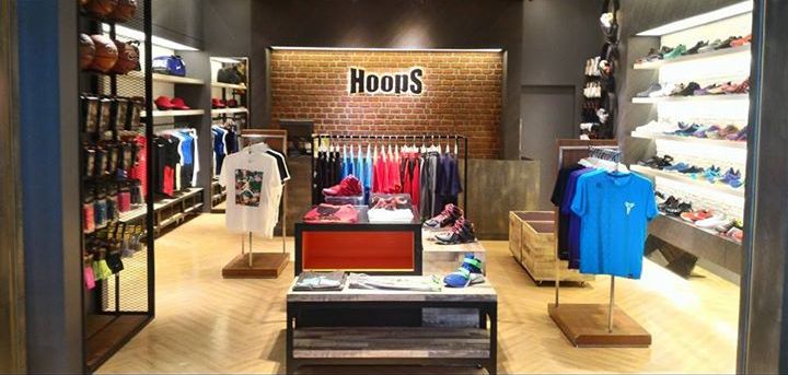 Sneaker: ร้านขายรองเท้า