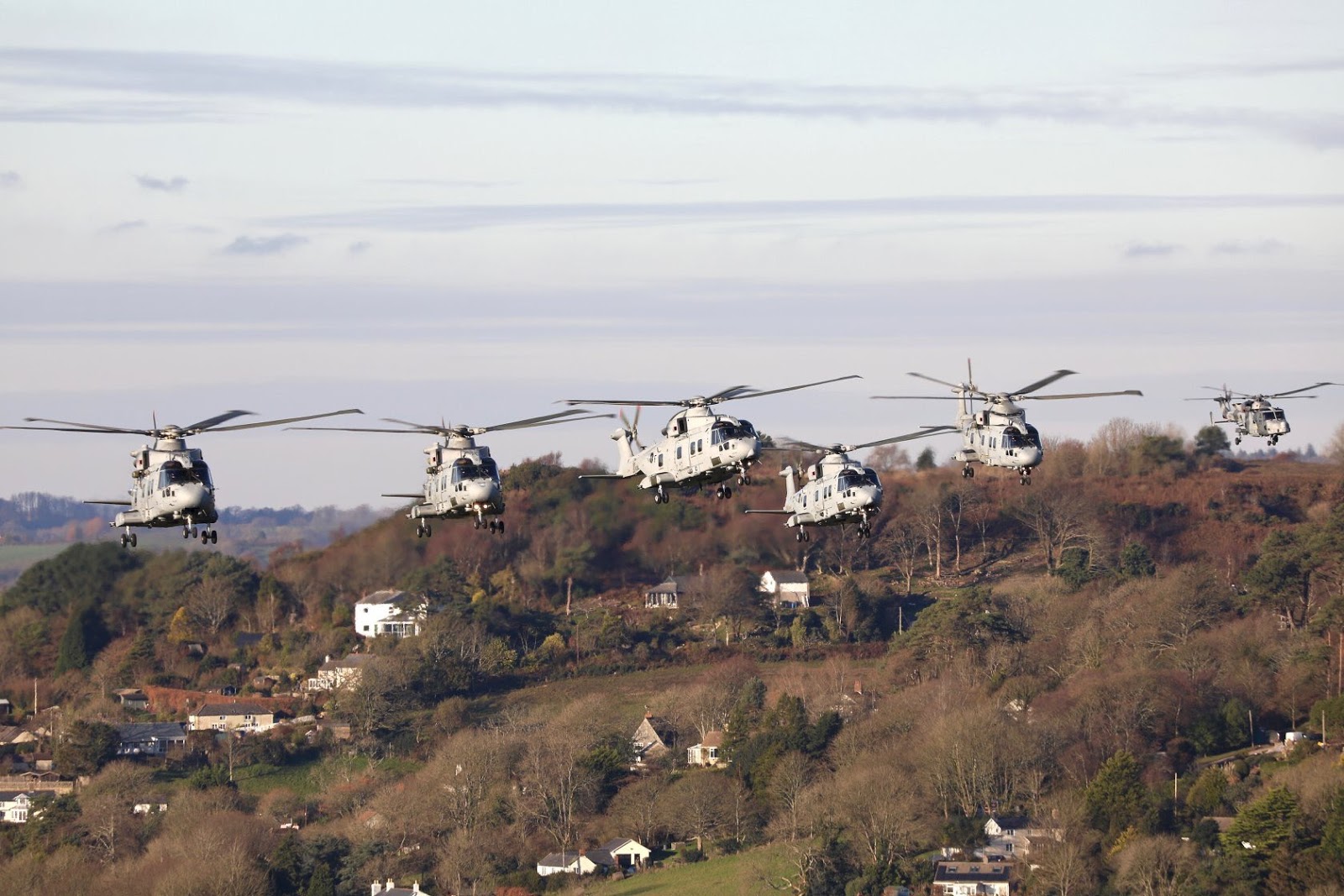 SNAFU!: UK's Commando Helicopter Force practicing vertical assaults...