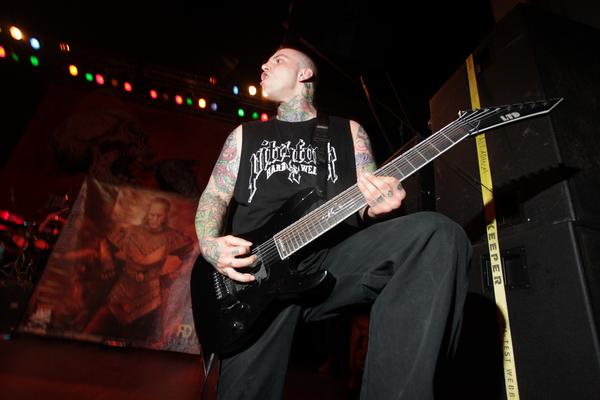 Daniel "DL" Laskiewicz (ex-The Acacia Strain) a compor para novo álbum ...