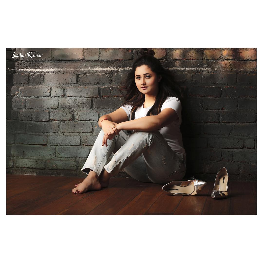 100+ Rashmi desai latest images, photos, pictures full hd download