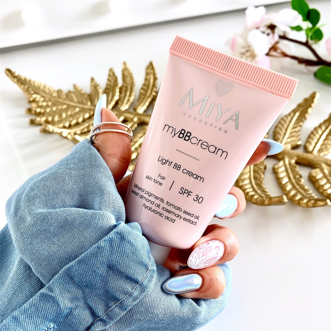 MIYA myBBcream - krem BB okiem podkłado-foba! Swatche odcieni i efekt ...