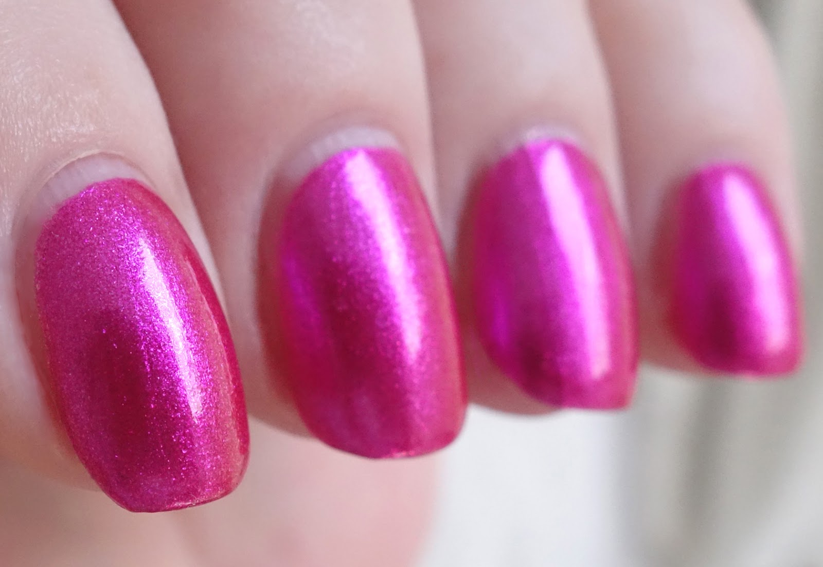 Lacquer Slacker Liz: Girly Bits Slushie Lips & Tips