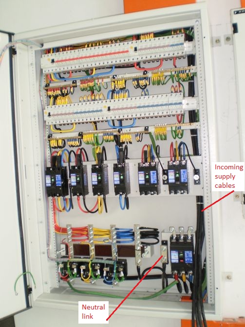 Electrical Installations: Neutral Link Pictures
