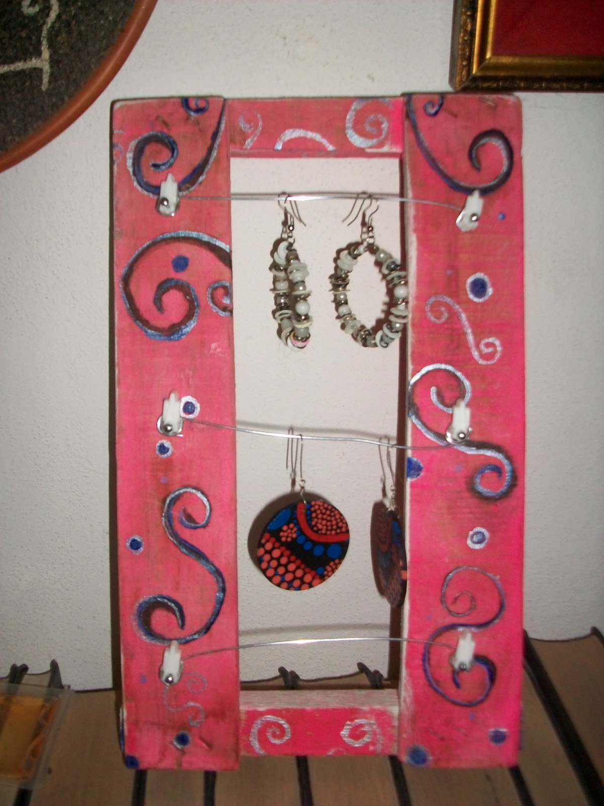 MANOS DE PARANÁ: COLGADOR DE AROS