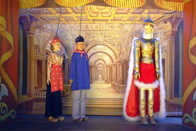 Phlegmish & Walloony: Item of the Week: Tchantchès marionette