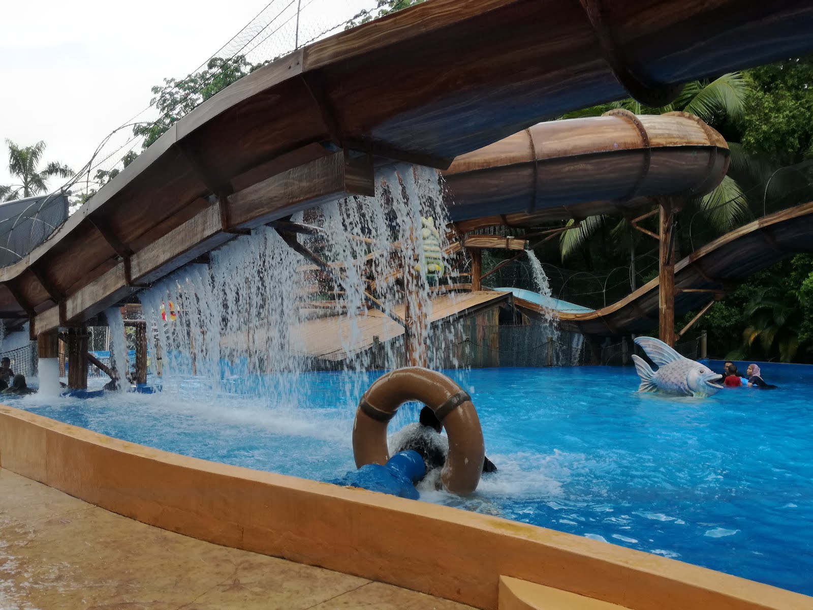Farhana Jafri: Wet World Waterpark, Shah Alam