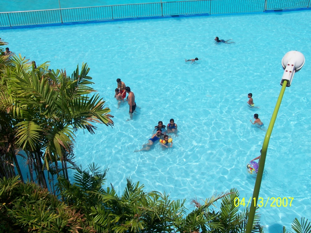 Travel The Philippine Islands: Waterpark - Club Manila East, Taytay Rizal