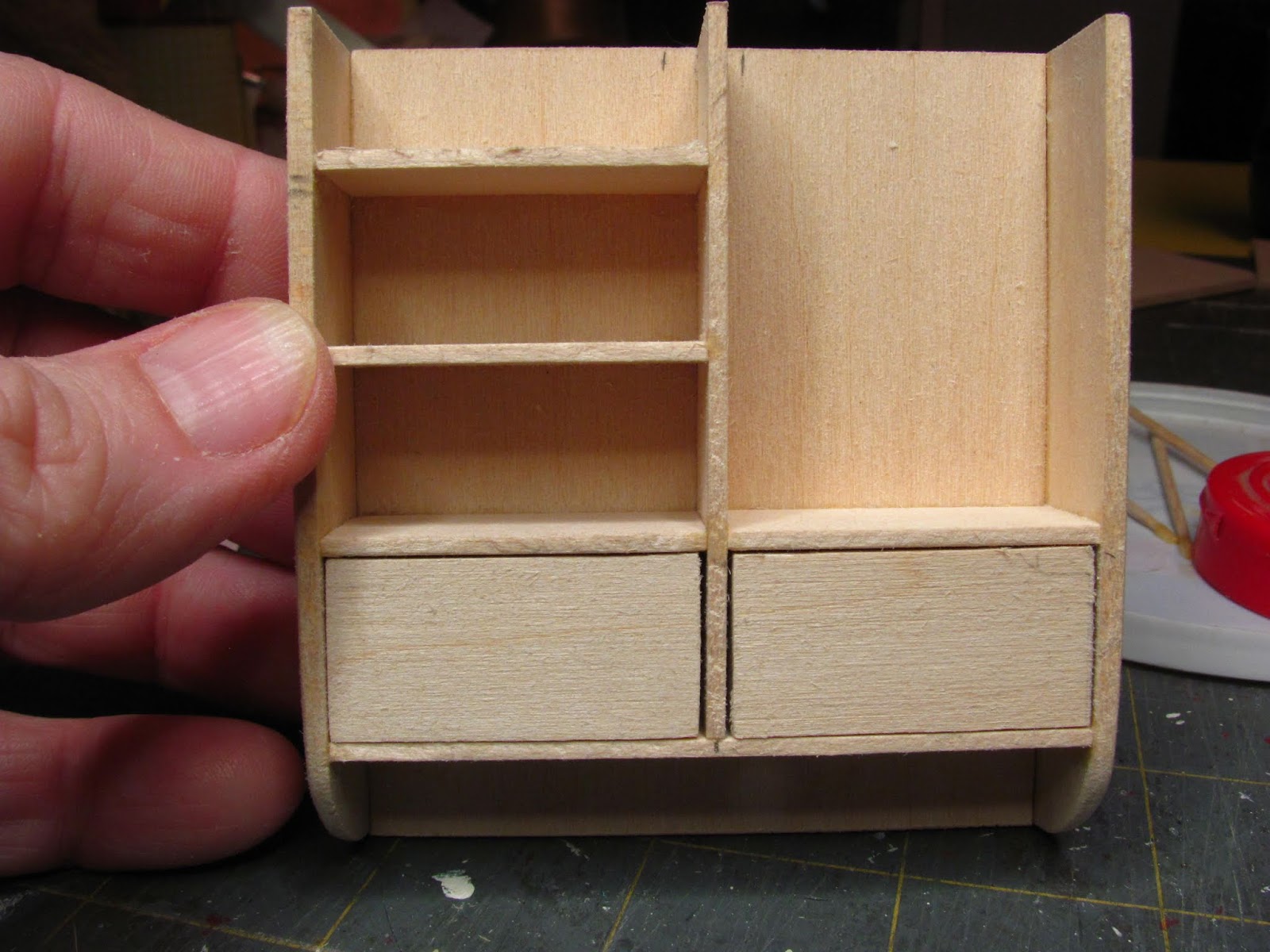 Dollhouse Miniature Furniture - Tutorials | 1 inch minis: 1 INCH SCALE ...
