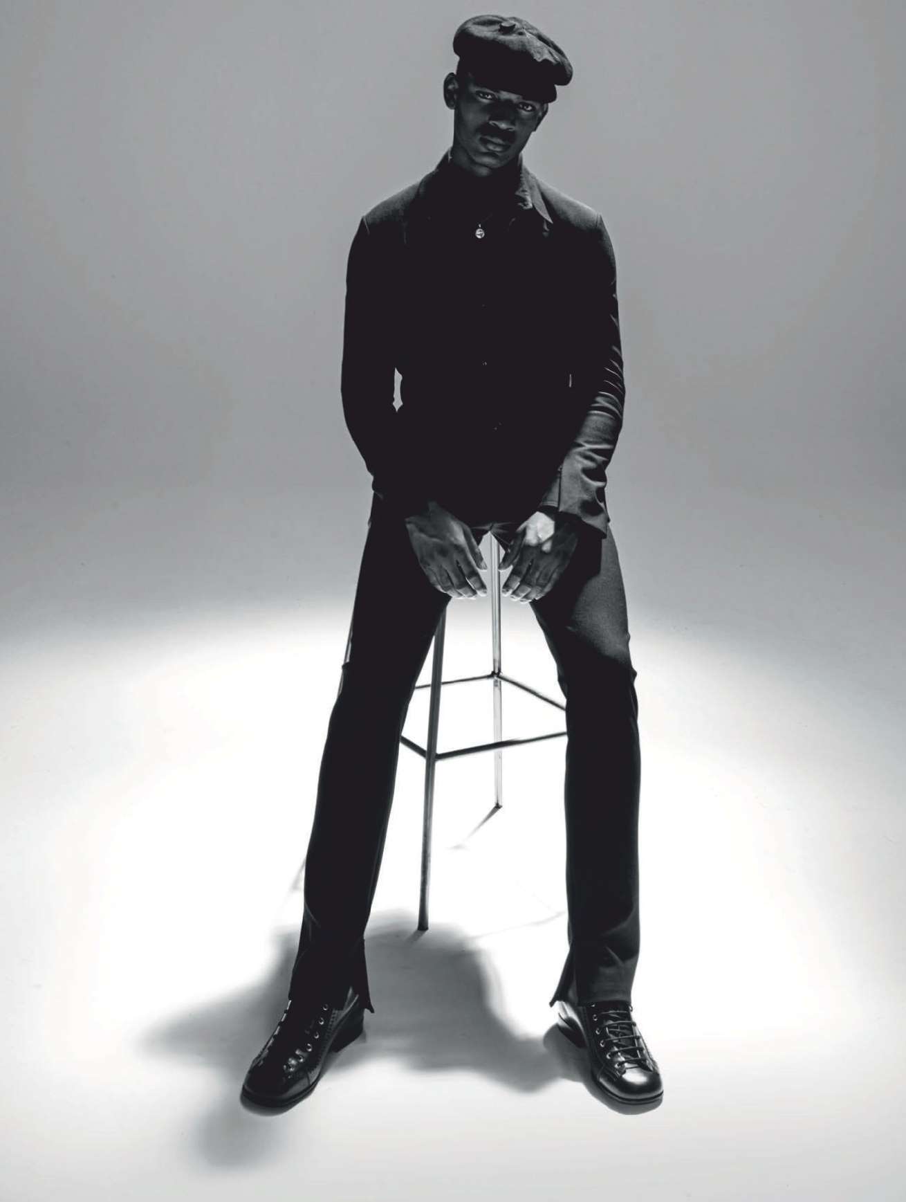 Reece Nelson para L'Officiel Hommes Italia en fotos de Ricardo Gomes