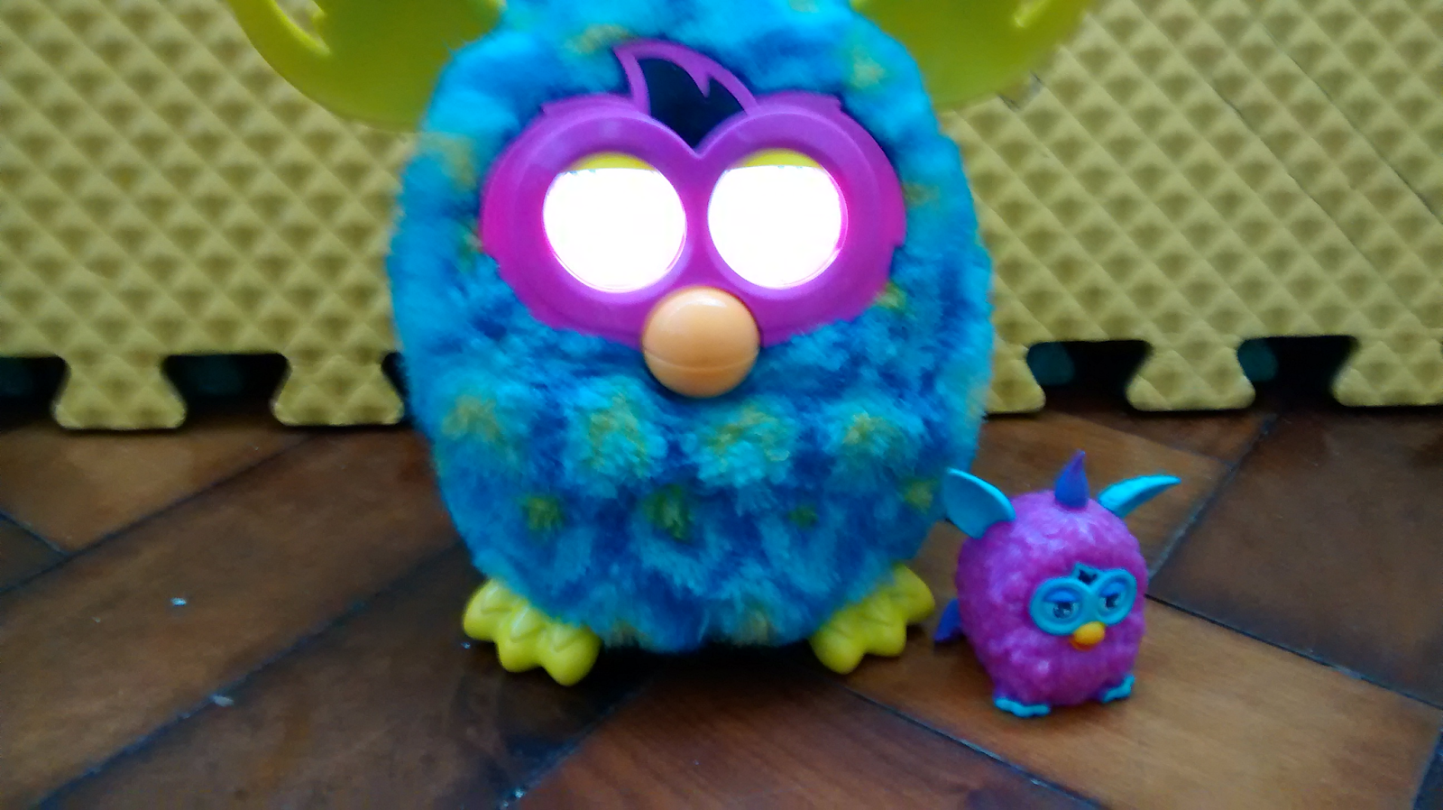 Mundo do furby: Furbys e seu maravilhoso mundo!