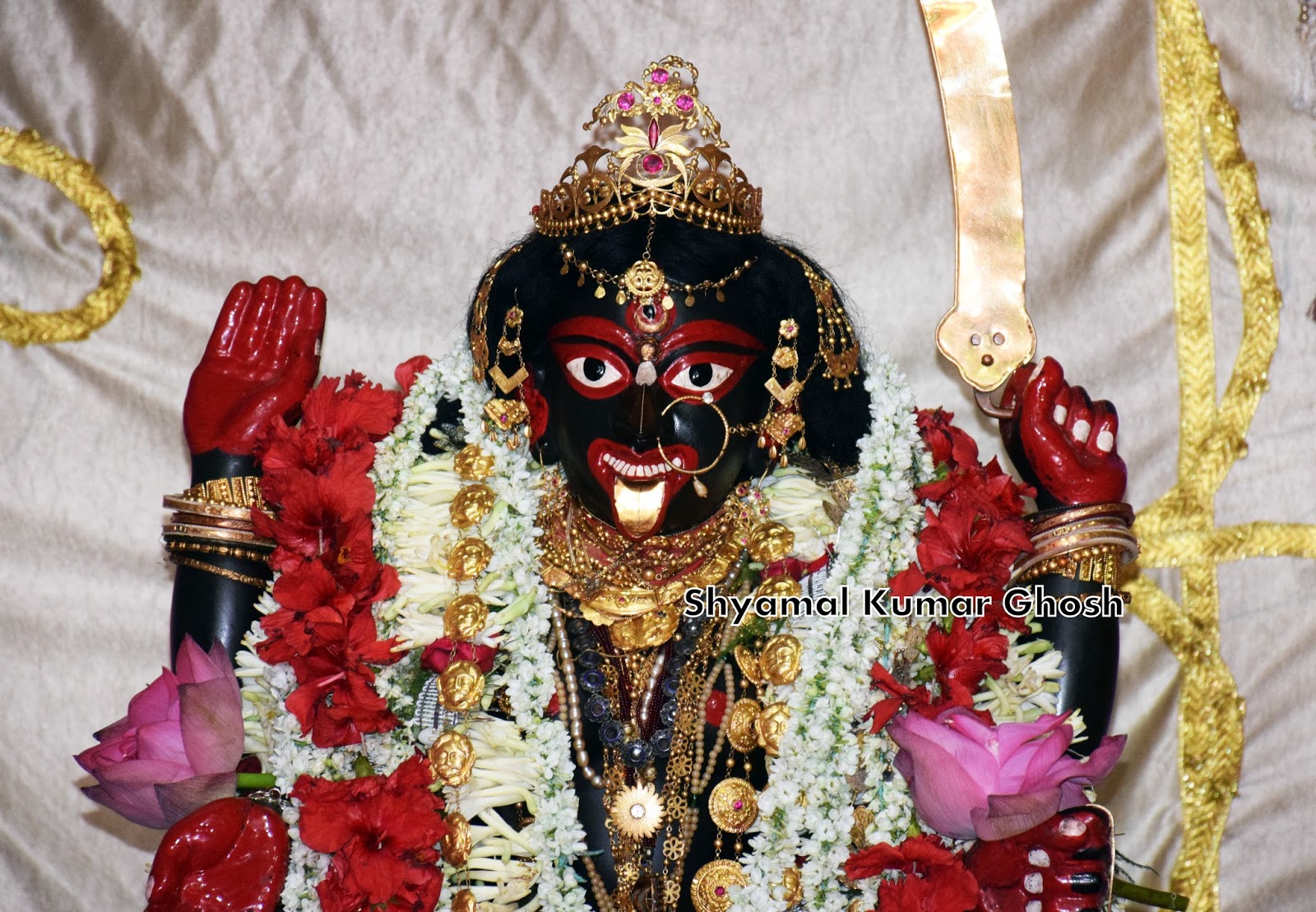 বাংলার মন্দিরের খোঁজে - Temples of Bengal: Nistarini Kali Temple ...