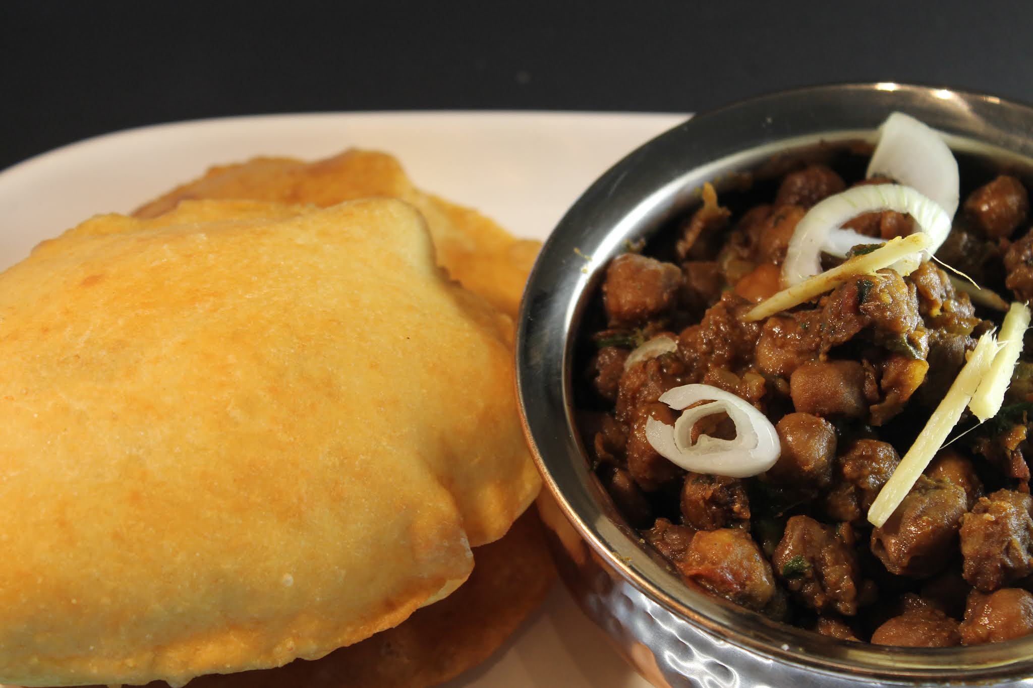 UFO'S KITCHEN: Dilli wale Chole Bhature दिल्ली वाले छोले भटूरे