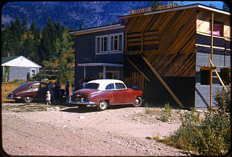 Beautiful Life of Canada in the Late 1950s Through Amazing Kodachrome ...