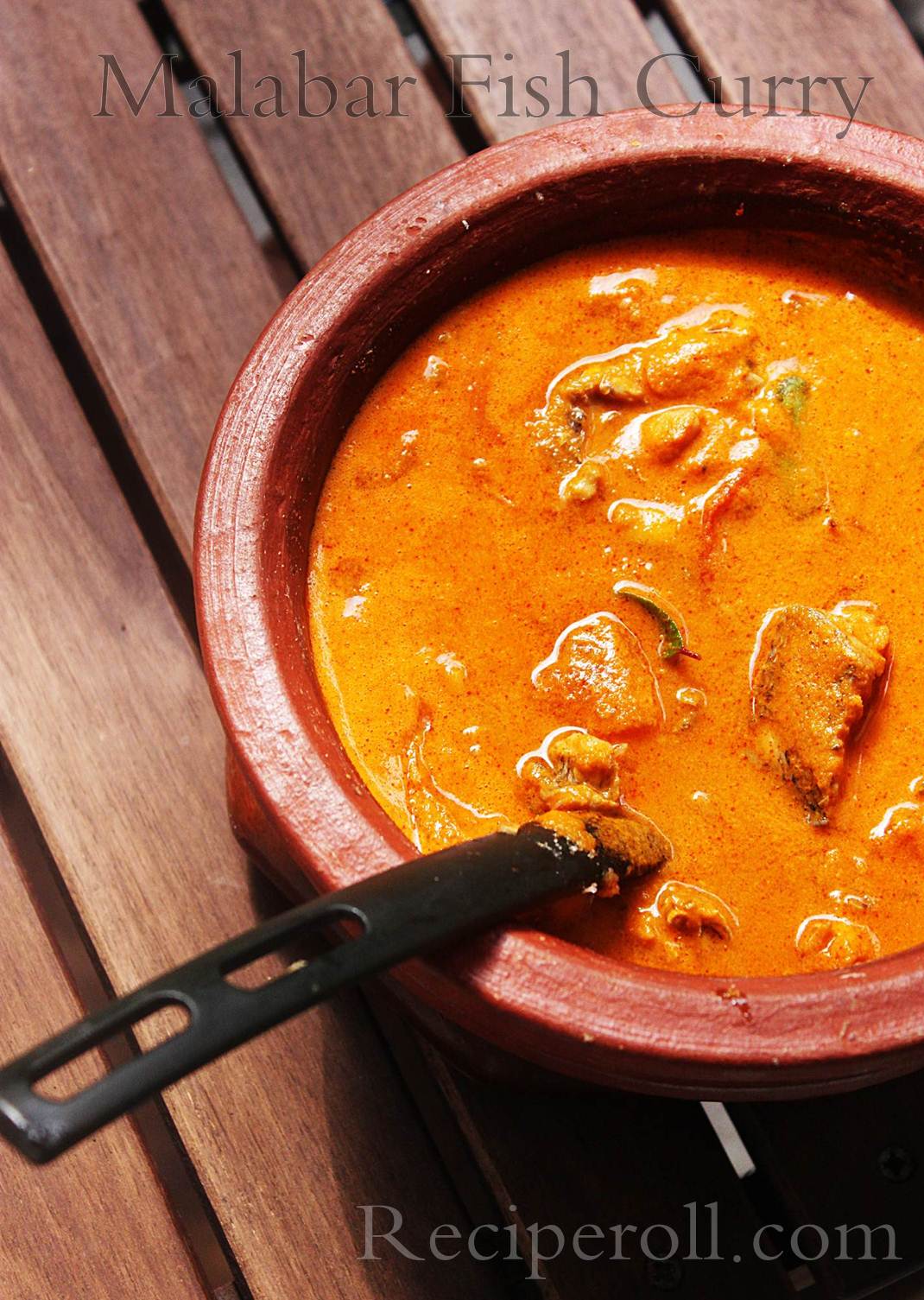 Malabar Fish Curry/Kannur Fish Curry / Pacha Manga Meen Curry