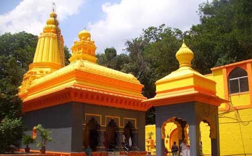 Baneshwar Mela 2025 In Rajasthan - Tribal Fair - Immersing Ashes Of ...