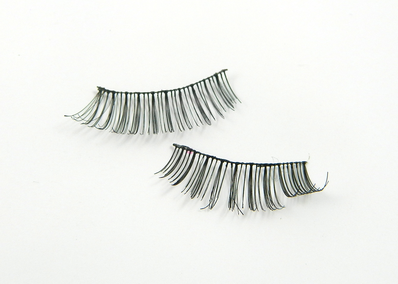 beautyful ambition: Review: Salon Perfect Natural False Eyelashes #53