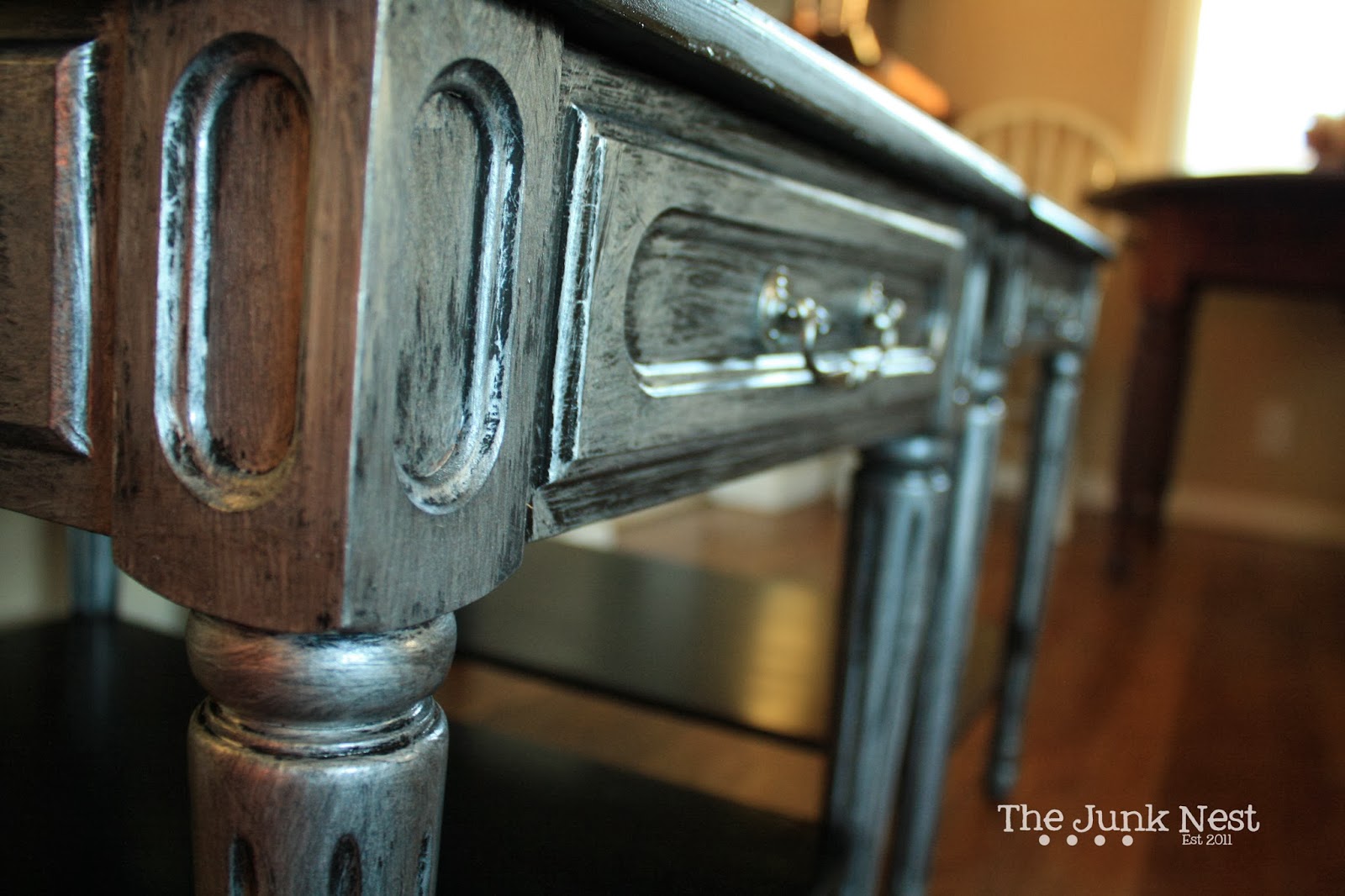 The Junk Nest: Painted Side Tables - Using Metallic Glaze