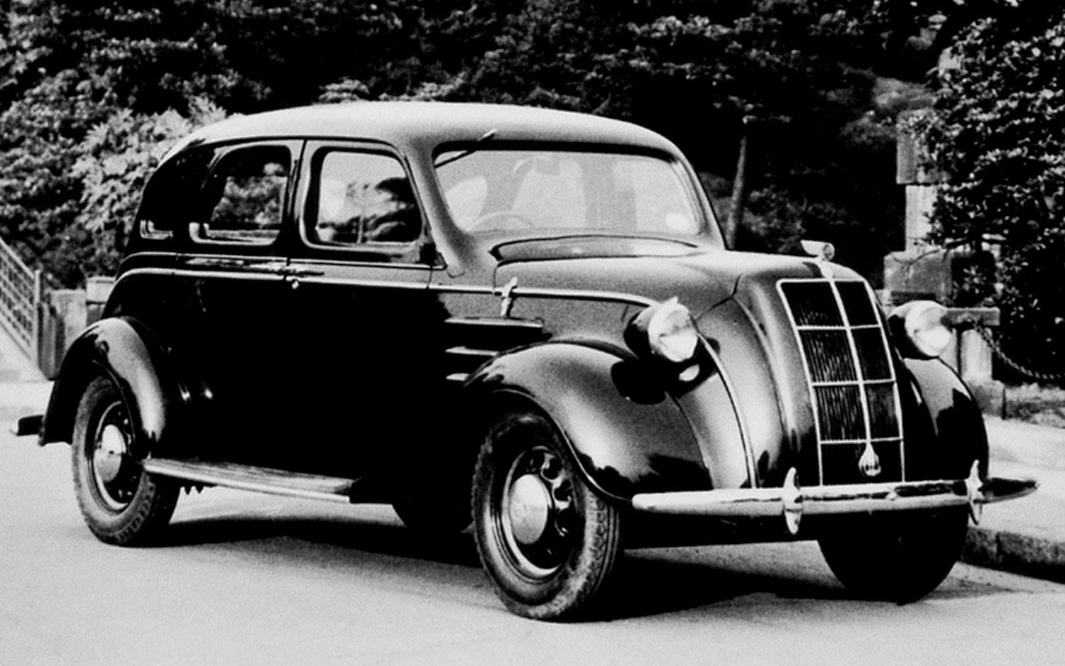 Car Style Critic: Airflow and its Variations in 1936