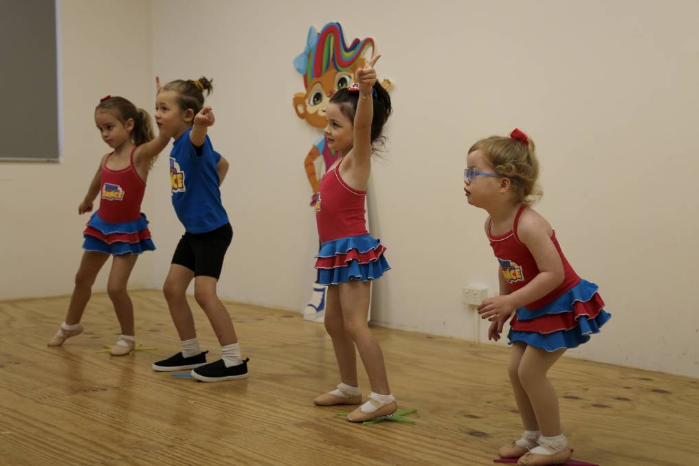 NickALive!: 'READY SET DANCE' Season 2 Pirouettes onto Nick Jr. Australia