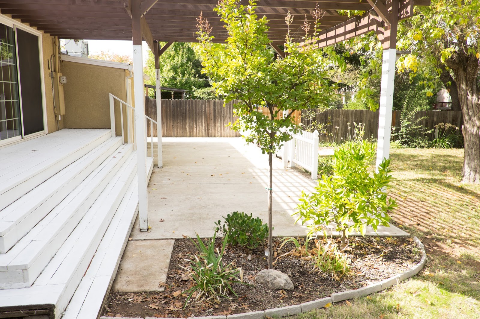 Domestic Fashionista: Our Empty Home in California