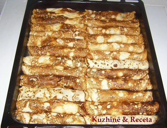 Kuzhine - Receta: Krepa te mbushura me djathe, te pjekura ne furre