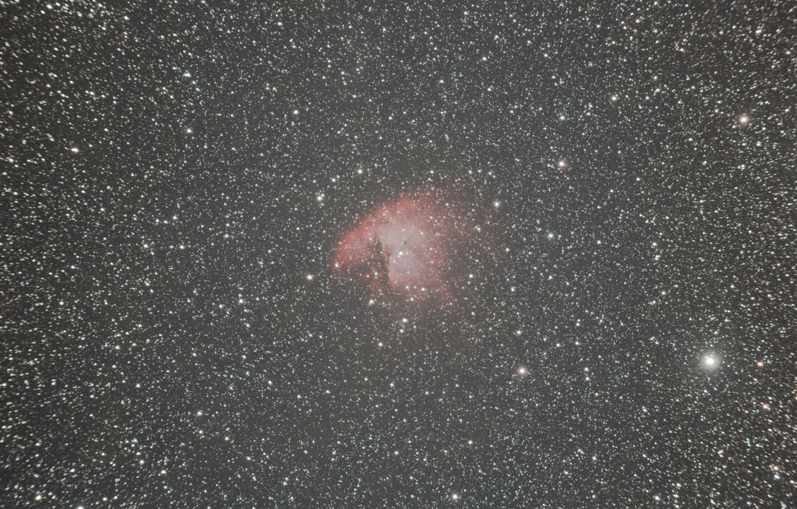 NGC 281 NEBULOSA PACMAN LRGB LUMINANCIA