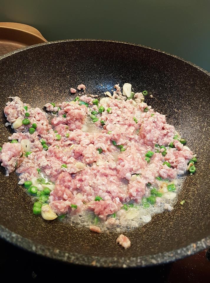 The Baking Biatch || by Cynthia Lim: Baby friendly Thai Basil Pork Rice