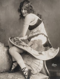 Sybil Carmen ~ The Balloon Girl