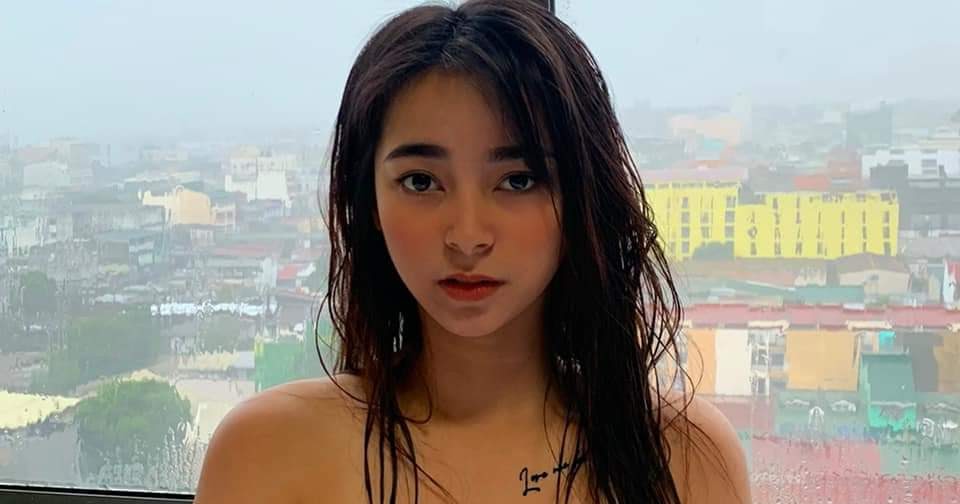 Will You Lust Over AJ Raval Who Seems to be Aiming for Sexy Star Status ...