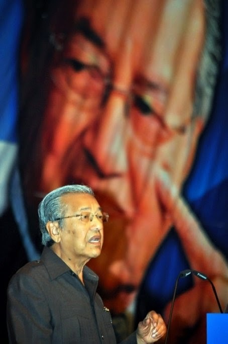 Year One Malaysia: Tun Mahathir is Proton Chairman