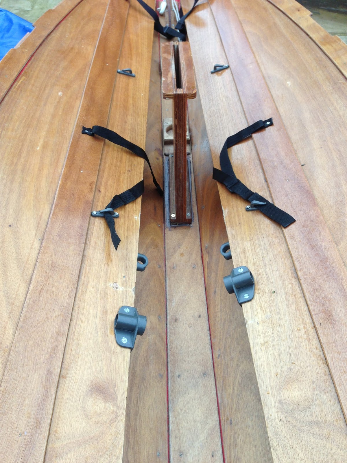 Aura: Fixing a leaking daggerboard casing