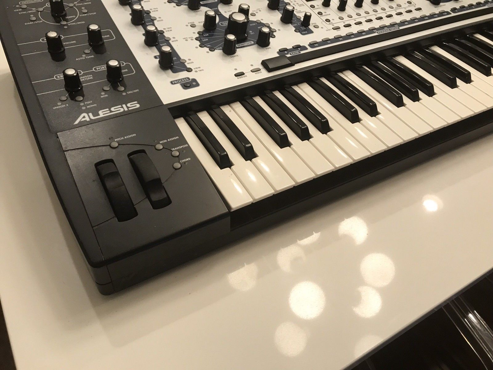 MATRIXSYNTH: Alesis A6 Andromeda Keyboard Synthesizer SN (21)A60500390