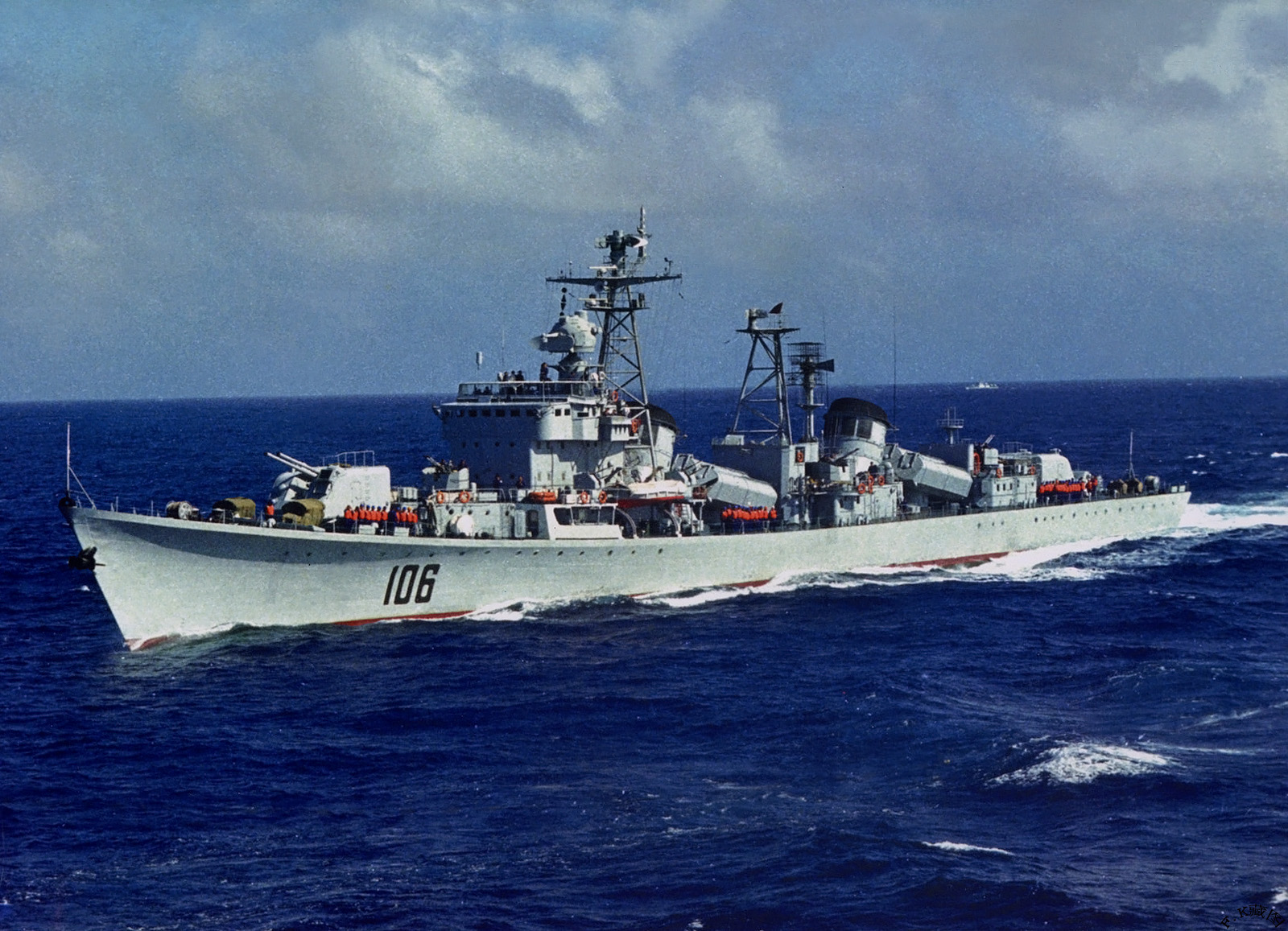 China Defense Blog: Luda Class, a good bye