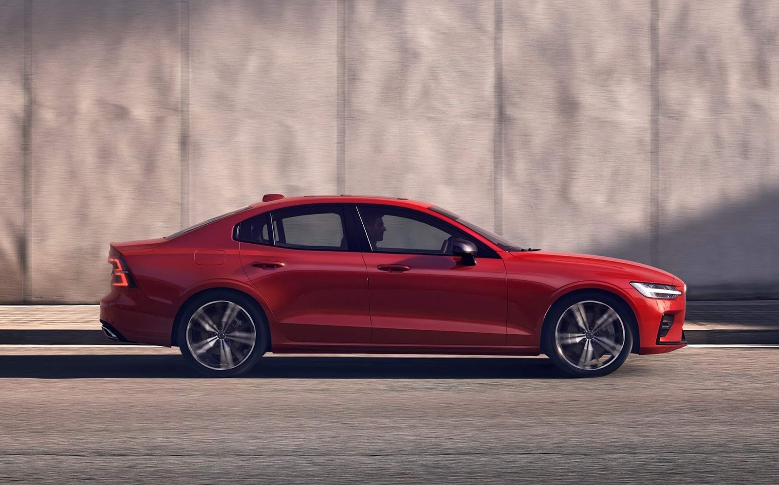 Novo Volvo S60 2020 chega ao Brasil - preços e fotos